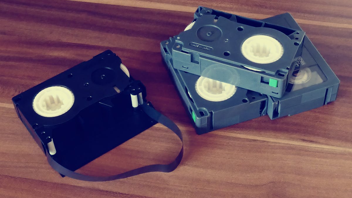8mm vs MiniDV: Understanding the Key Differences in Video Formats | Capture Media Digitization ...